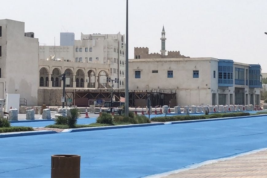 Why Qatar is Painting Roads Blue | ExpatWoman.com