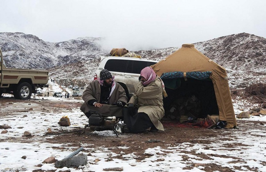 Guide to Visiting the Tabuk Mountains in Saudi Arabia | ExpatWoman.com